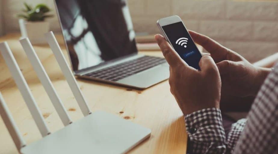 How to Access a Router from Android to Change WiFi Name and Password