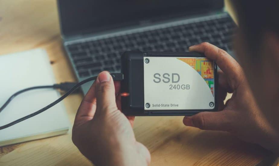 How to Format SSD on Windows and macOS Very Fast