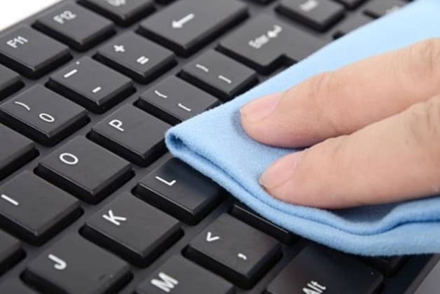 How to Properly Clean Your Computer Keyboard?